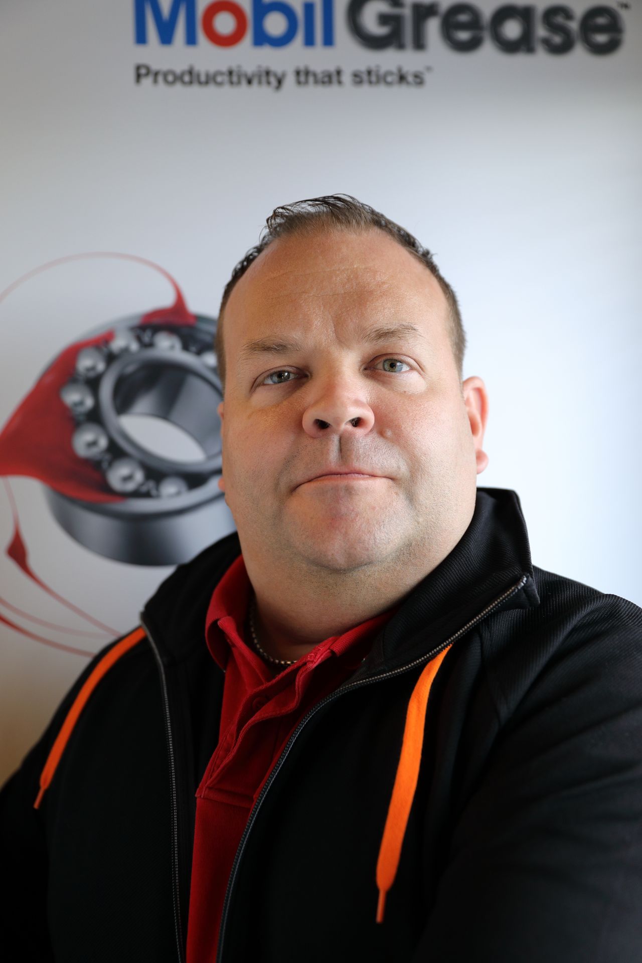 Öljycenter - ammattitaitoinen voiteluainetiimimme on palveluksessasi